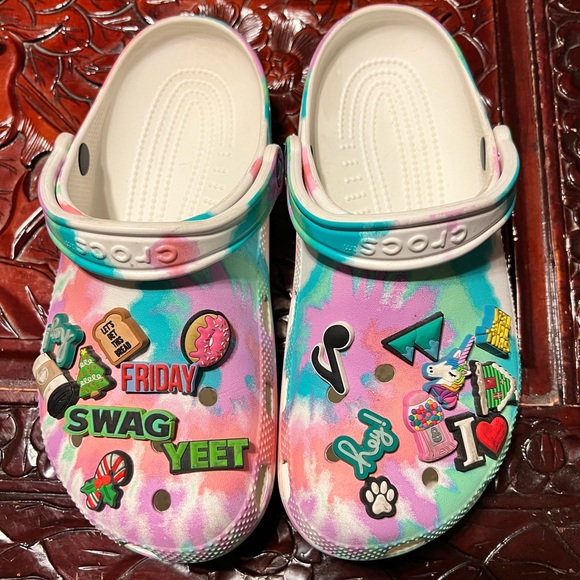 CROCS | Shoes | Barley Used Crocs W Widgets Multicolor | Poshmark